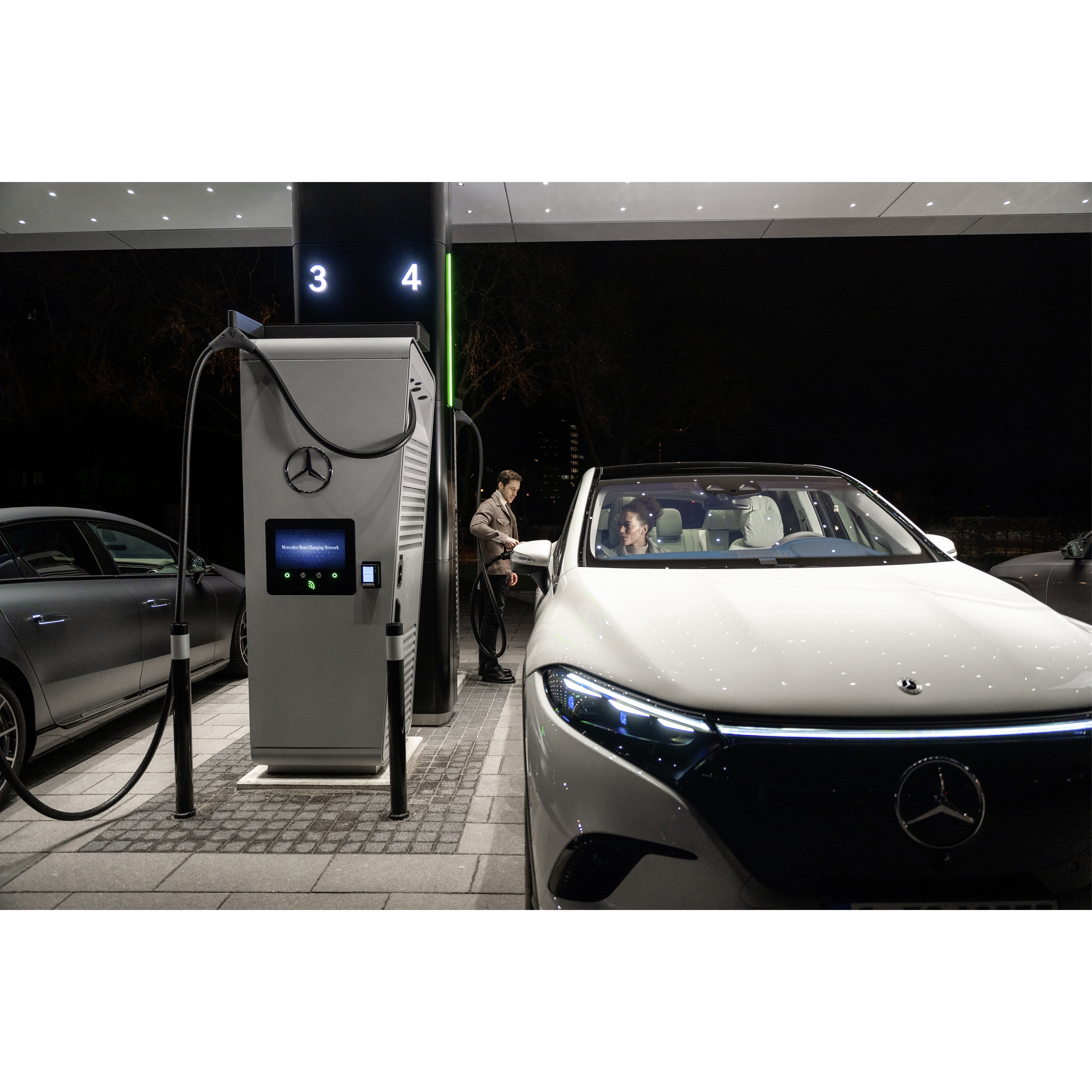 Mercedes-Benz High-Power Charging - メルセデスの充電ネットワーク
